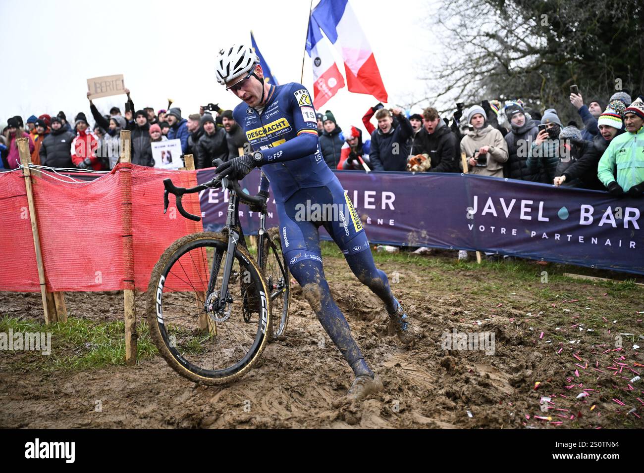 Belgian Toon Aerts pictured in action during the men's elite race at ...