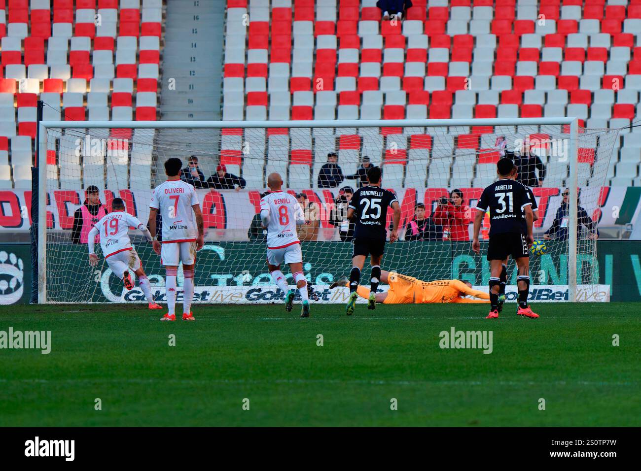 Cesar Falletti of SSC Bari score the goal on penalty during SSC Bari vs ...