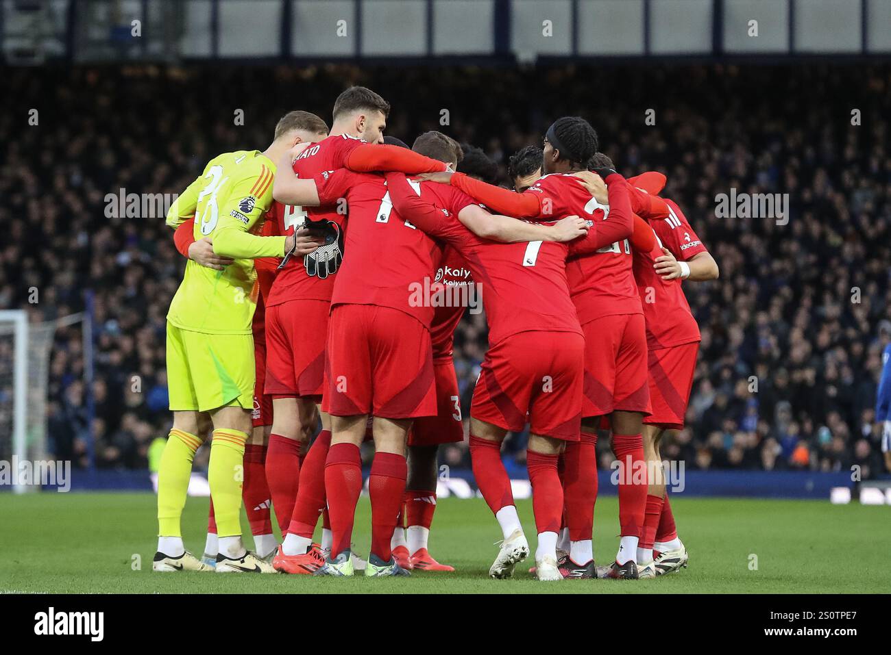 Liverpool, UK. 29th Dec, 2024. Nottingham Forest players in a group ...