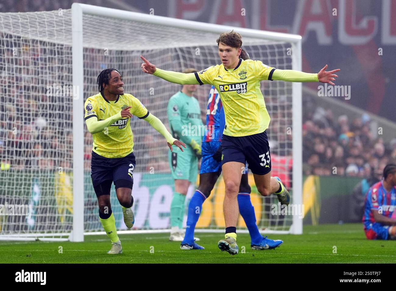 Southampton's Tyler Dibling celebrates scoring their side's first goal ...