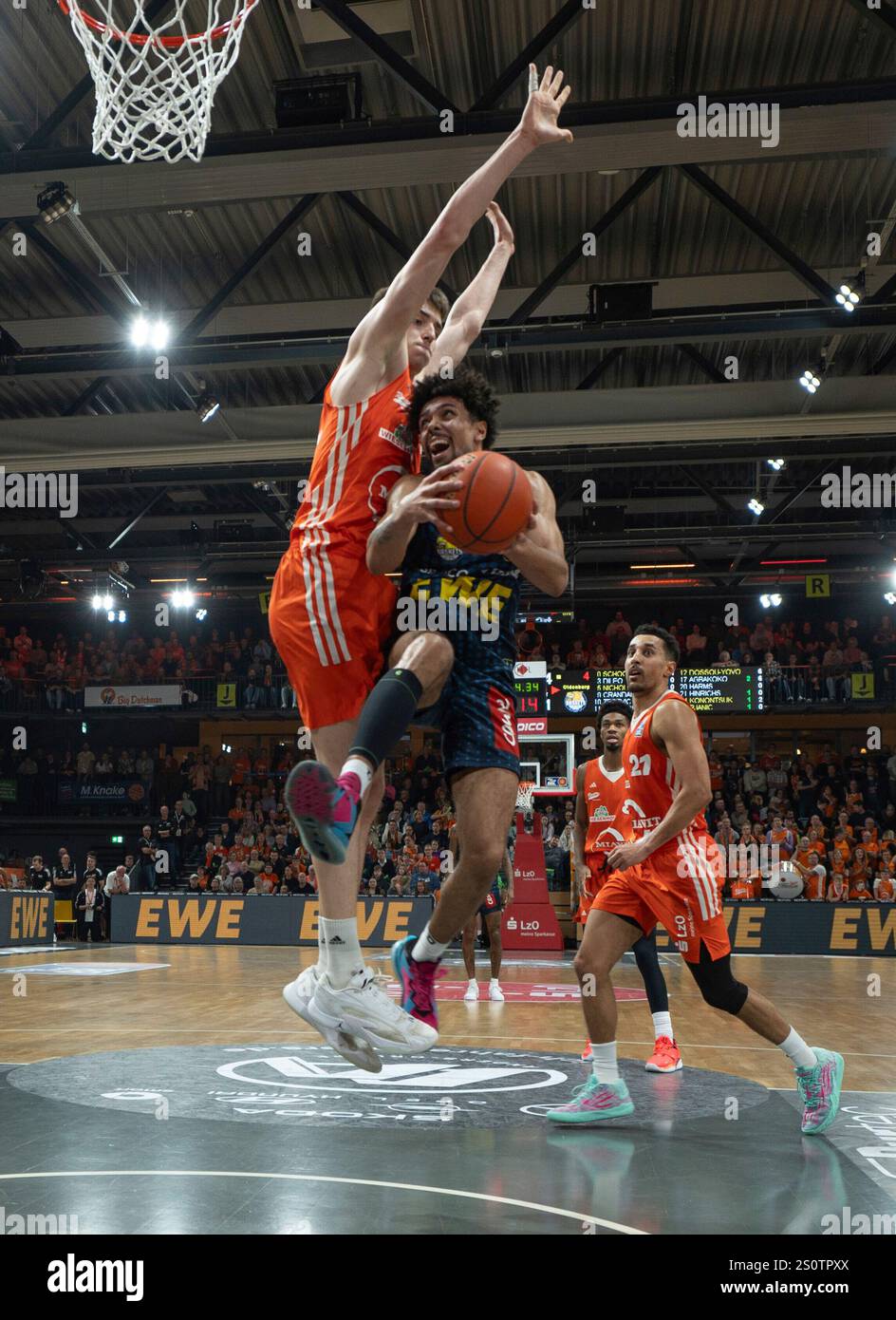 29.12.2024, Rasta Dome, Vechta, GER, easy Credit-BBL, Rasta Vechta vs ...