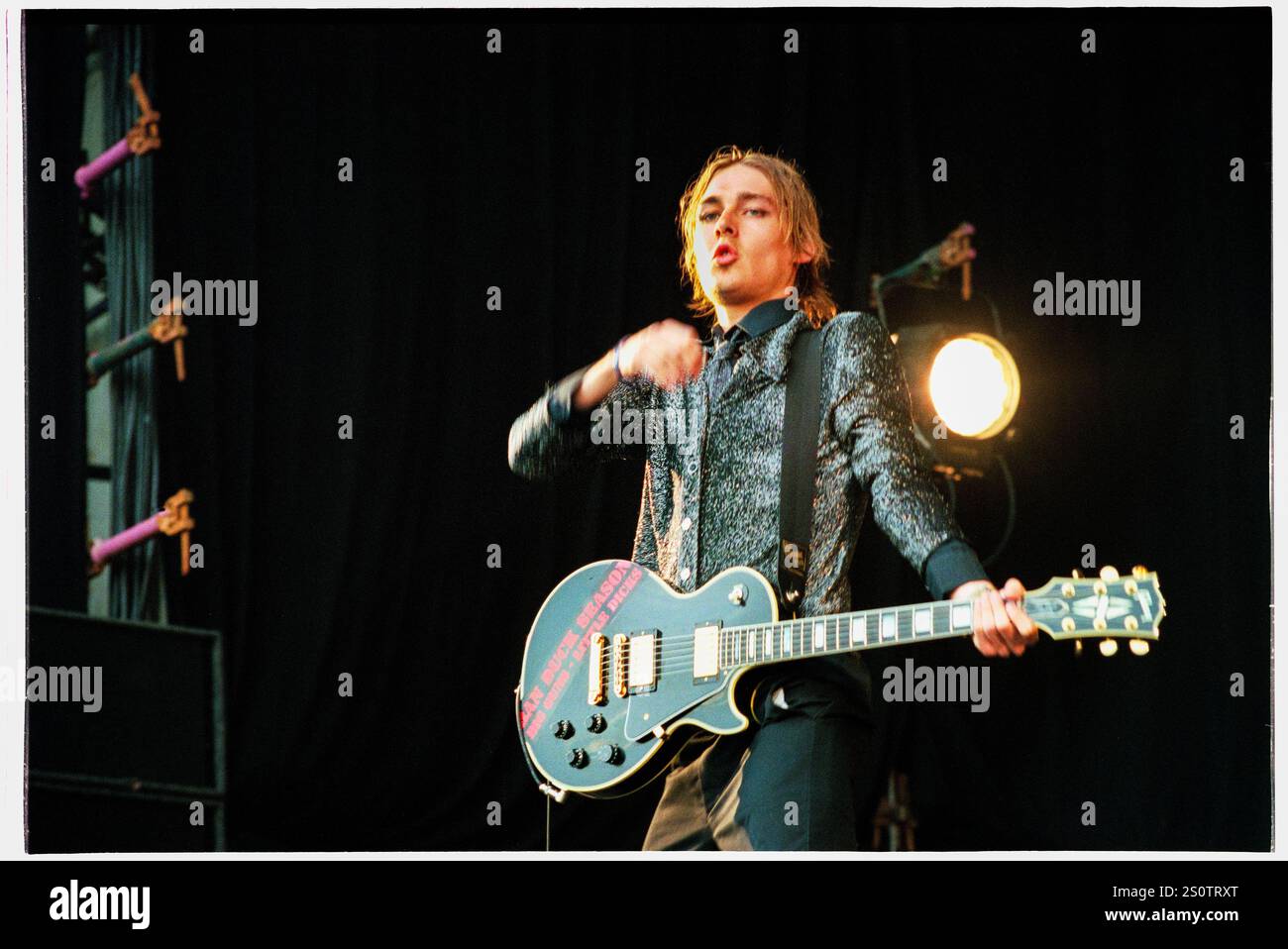 DANIEL JOHNS, SILVERCHAIR, READING FESTIVAL, 1999: A young Daniel Johns ...