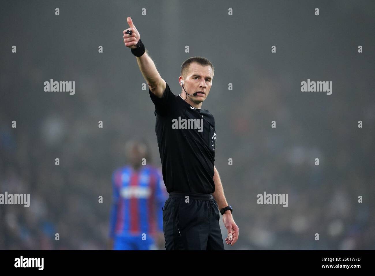 Referee Michael Salisbury during the Premier League match at Selhurst ...