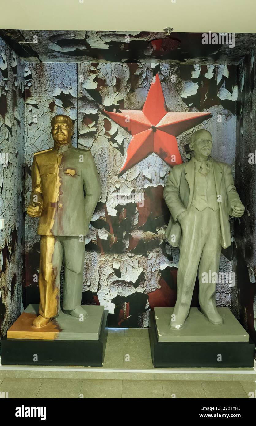 Museum of Communism, Statues of Joseph Stalin and Vladimir Lenin ...