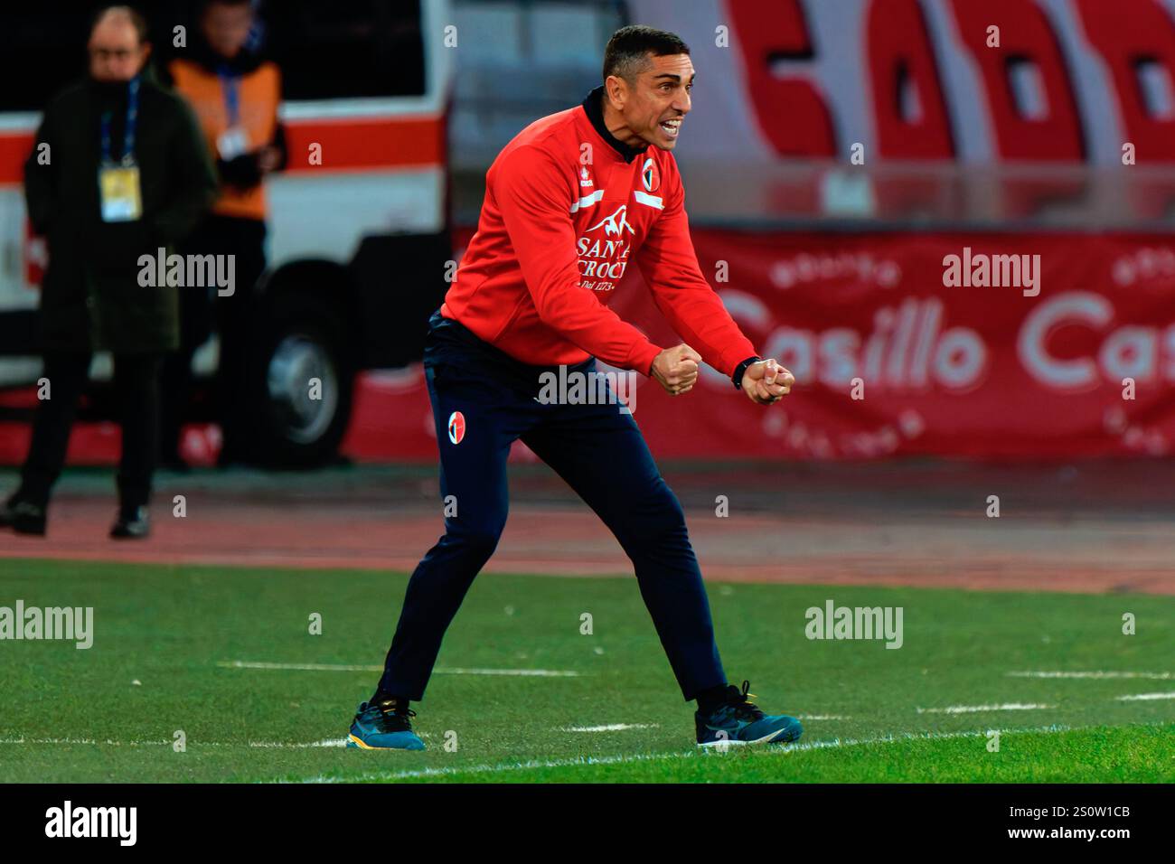 coach Moreno Longo of SSC Bari during SSC Bari vs Spezia Calcio ...