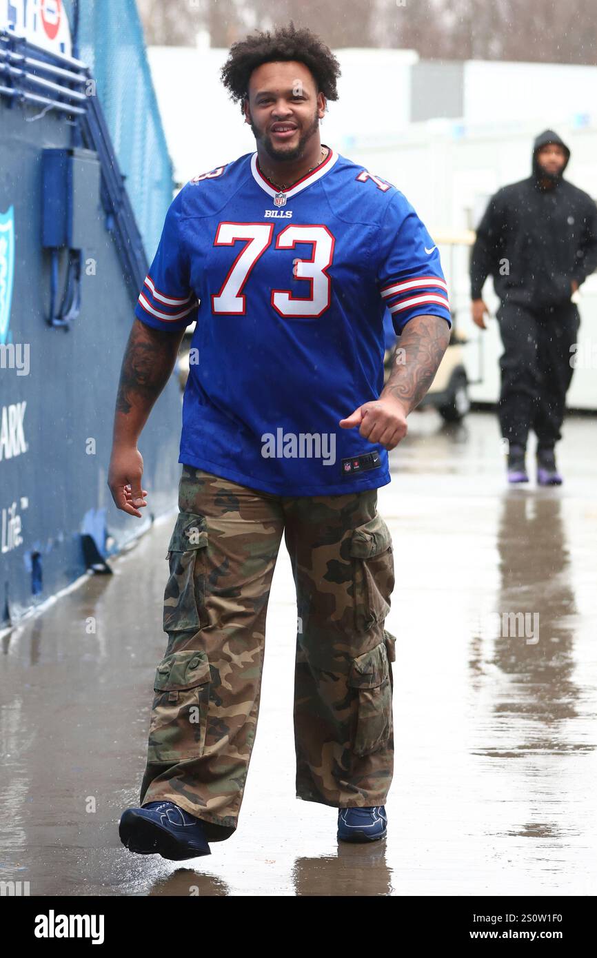 Buffalo Bills offensive tackle Dion Dawkins (73) arrives at stadium ...