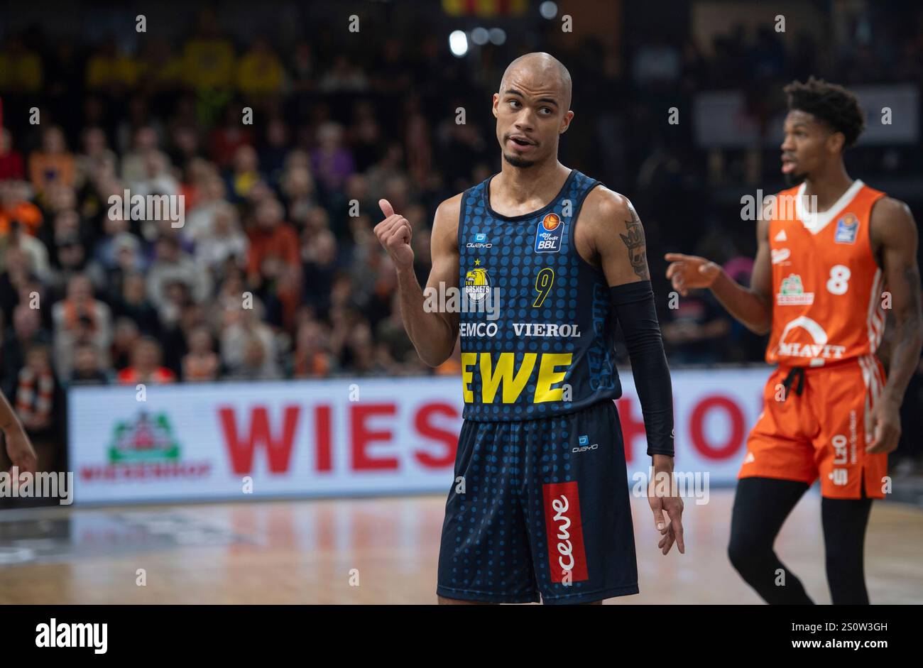 29.12.2024, Rasta Dome, Vechta, GER, easy Credit-BBL, Rasta Vechta vs ...