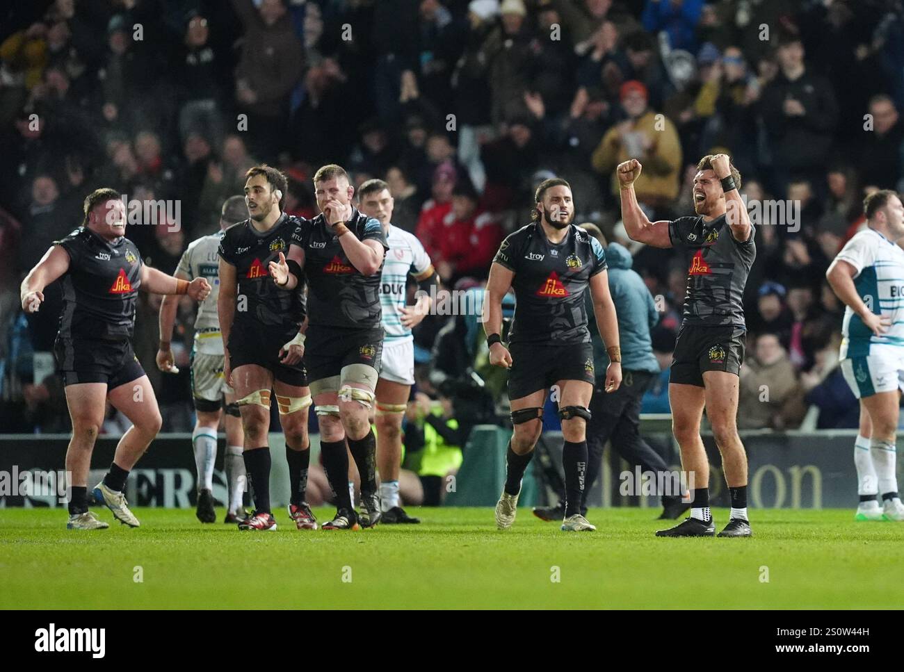Exeter's Henry Slade celebrates their victory at the final whistle of ...
