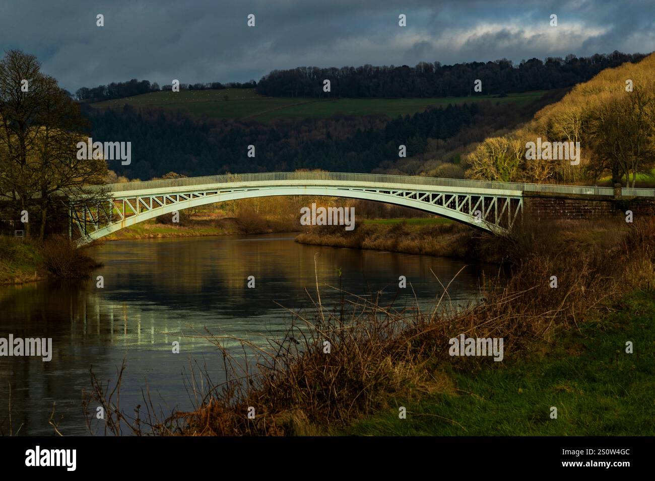River wye pollution hi-res stock photography and images - Alamy