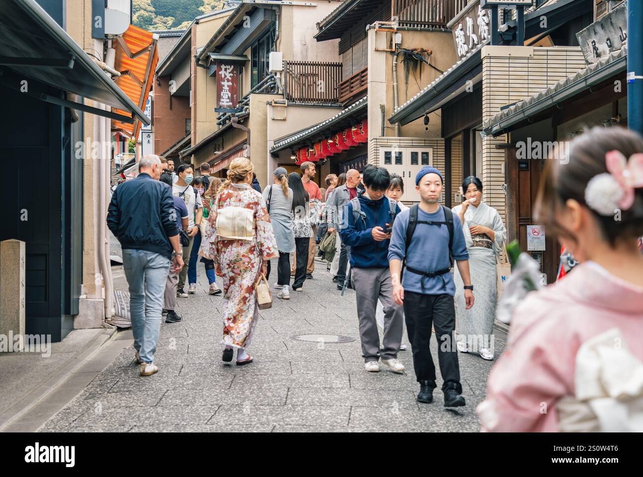 Kyoto, Japan - 05.07.2024: Crowded pedestrian area in the old town of ...