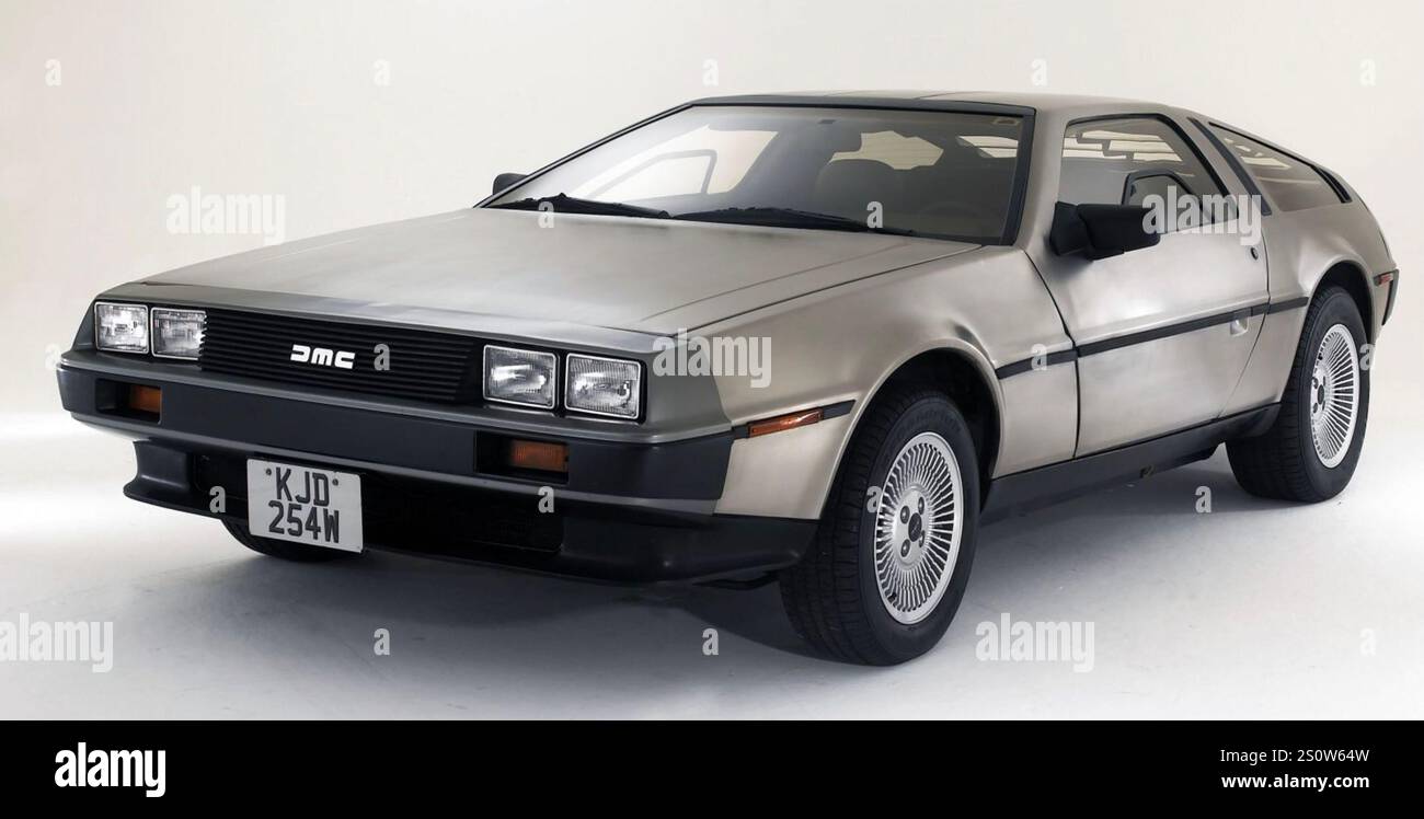 DMC DELOREAN : Photo Delorean Stock Photo - Alamy