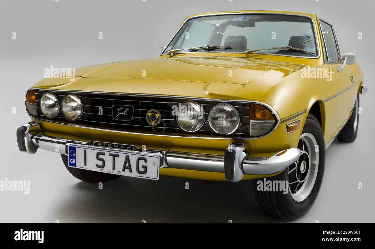 Triumph motor company hi-res stock photography and images - Alamy