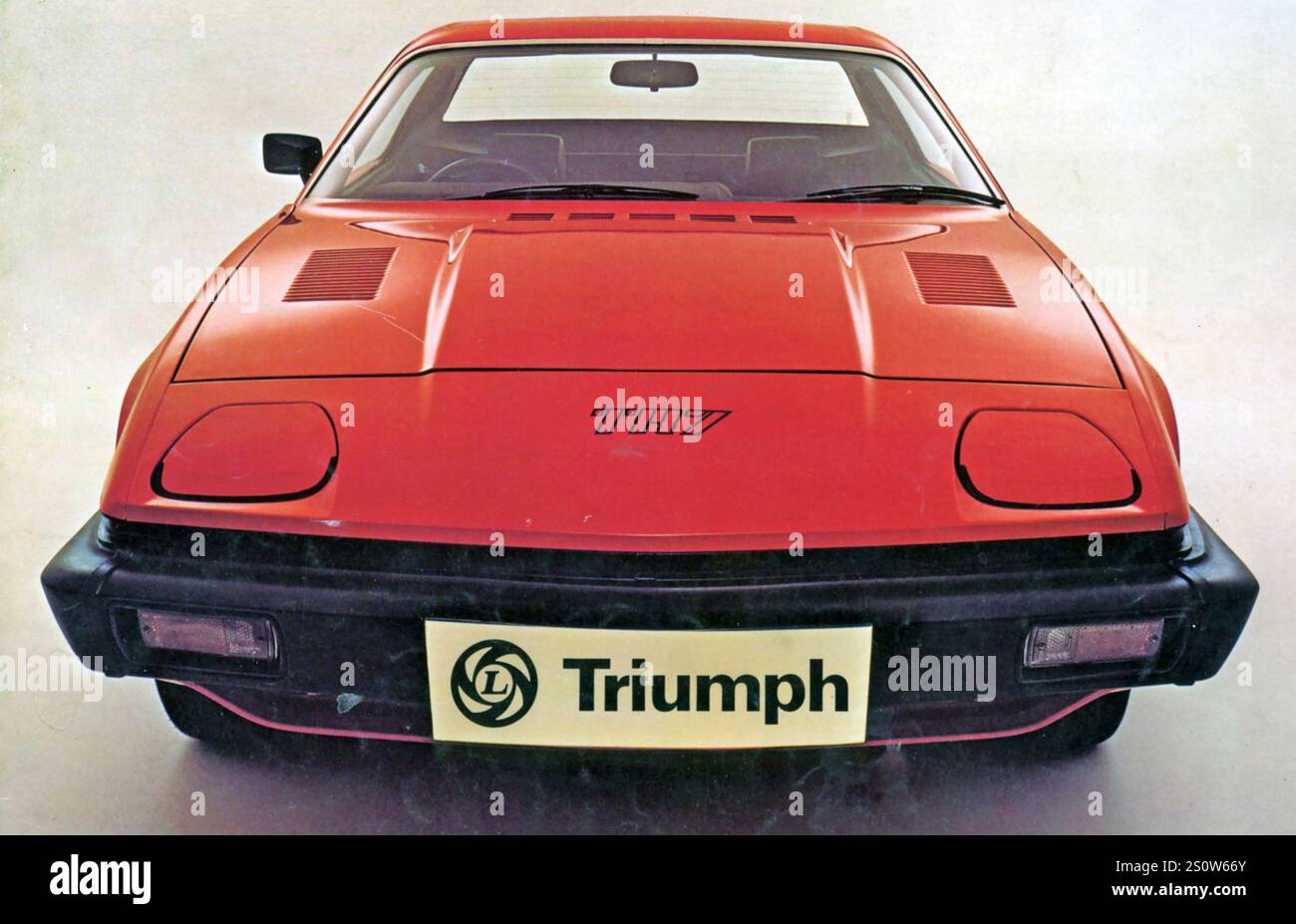 TRIUMPH TR7. Photo: British Leyland Stock Photo - Alamy