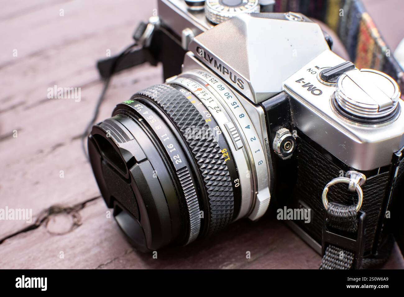 Olympus om 1 hi-res stock photography and images - Alamy Olympus om 1 hi-res stock photography and images - Alamy