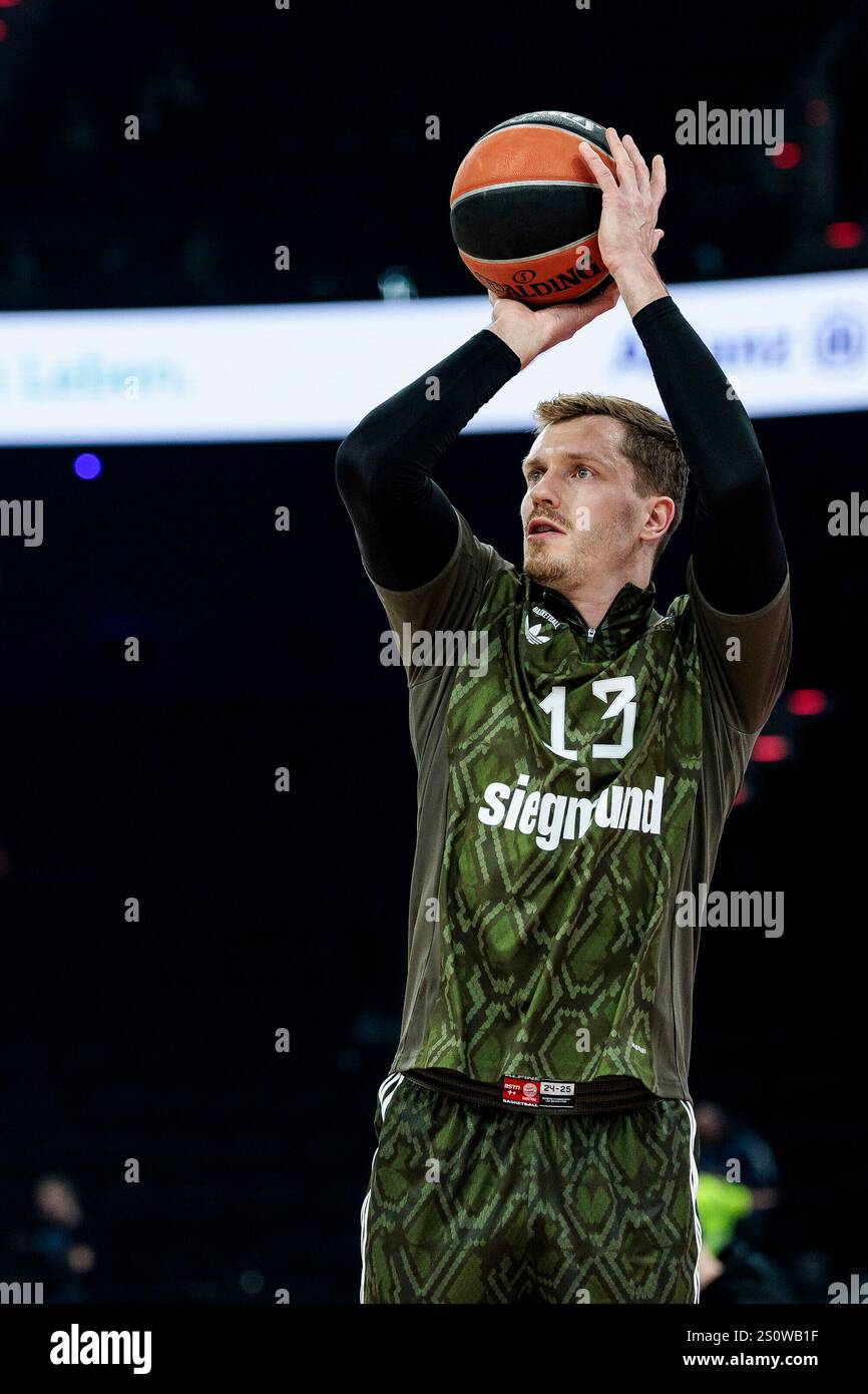 Andreas 'Andi' Obst (FC Bayern M?nchen, 13) im Warm Up am Ball Turkish ...