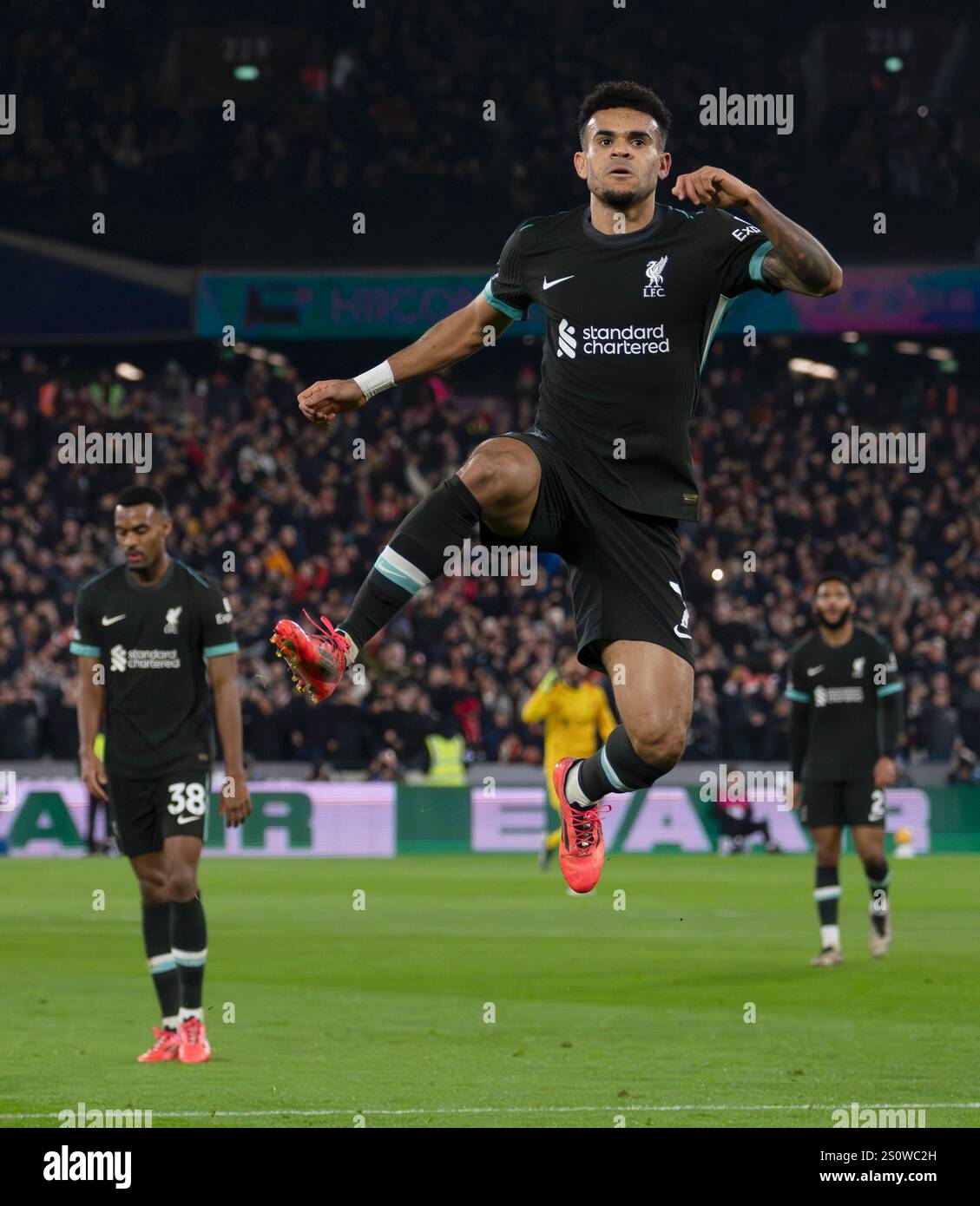 London, UK. 29th Dec, 2024. Luis-Diaz of Liverpool celebrates after he ...