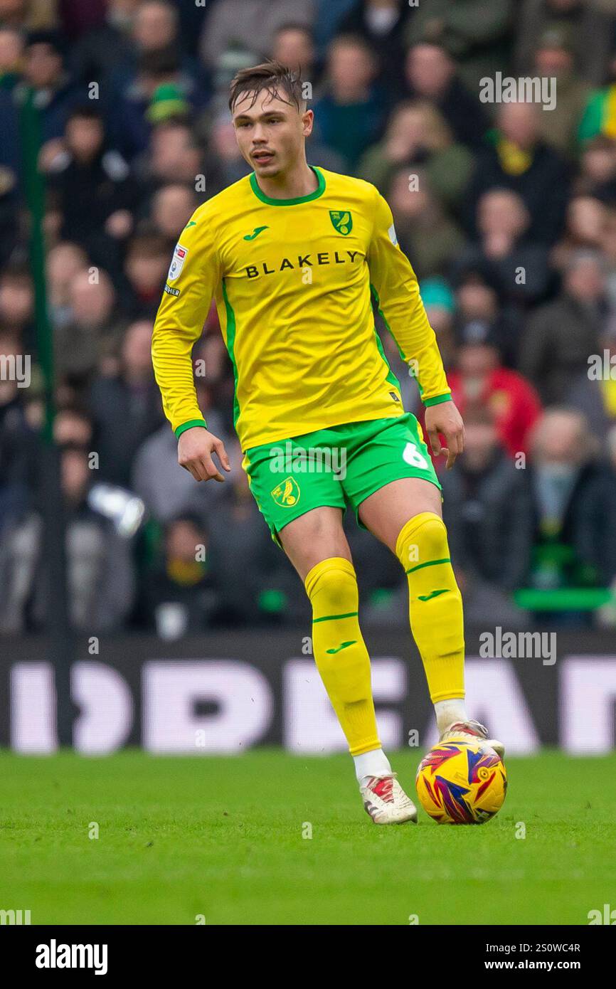 Callum Doyle of Norwich City on the ball during the Sky Bet ...