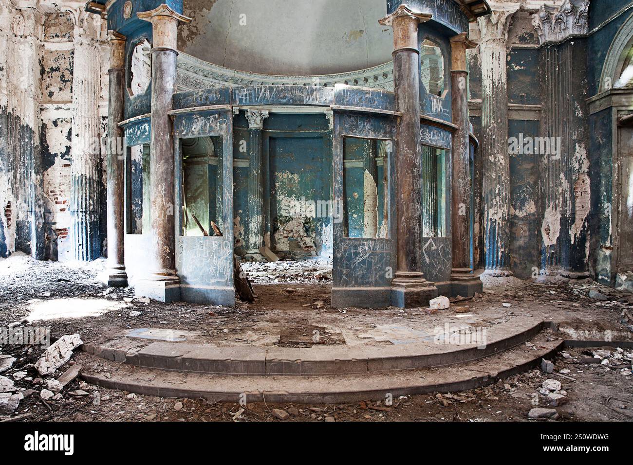 Interior shot of destroyed altar of Abandoned Church Stock Photo - Alamy
