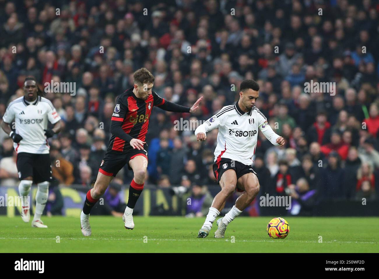 London, UK. 29th Dec, 2024. London, December 29th 2024: Antonee Robinson of Fulham on the ball ...