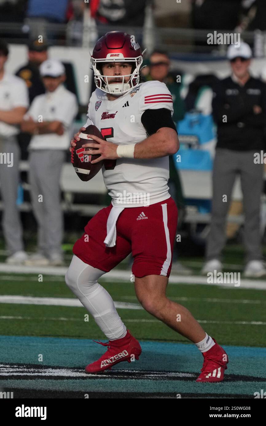 Miami (Ohio) quarterback Brett Gabbert (5) in the second half of the ...