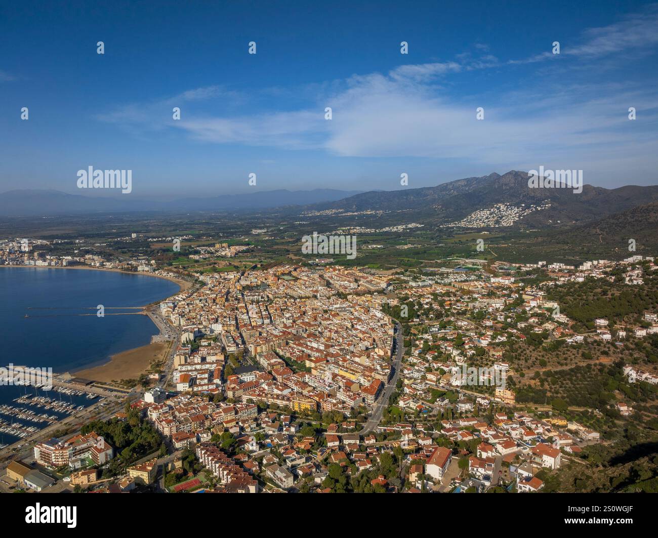 Aerial view of the city of Roses on an autumn morning (Alt Empordà ...