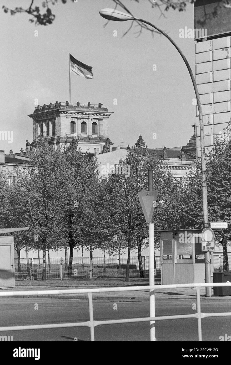 Federal politics Black and White Stock Photos & Images - Alamy