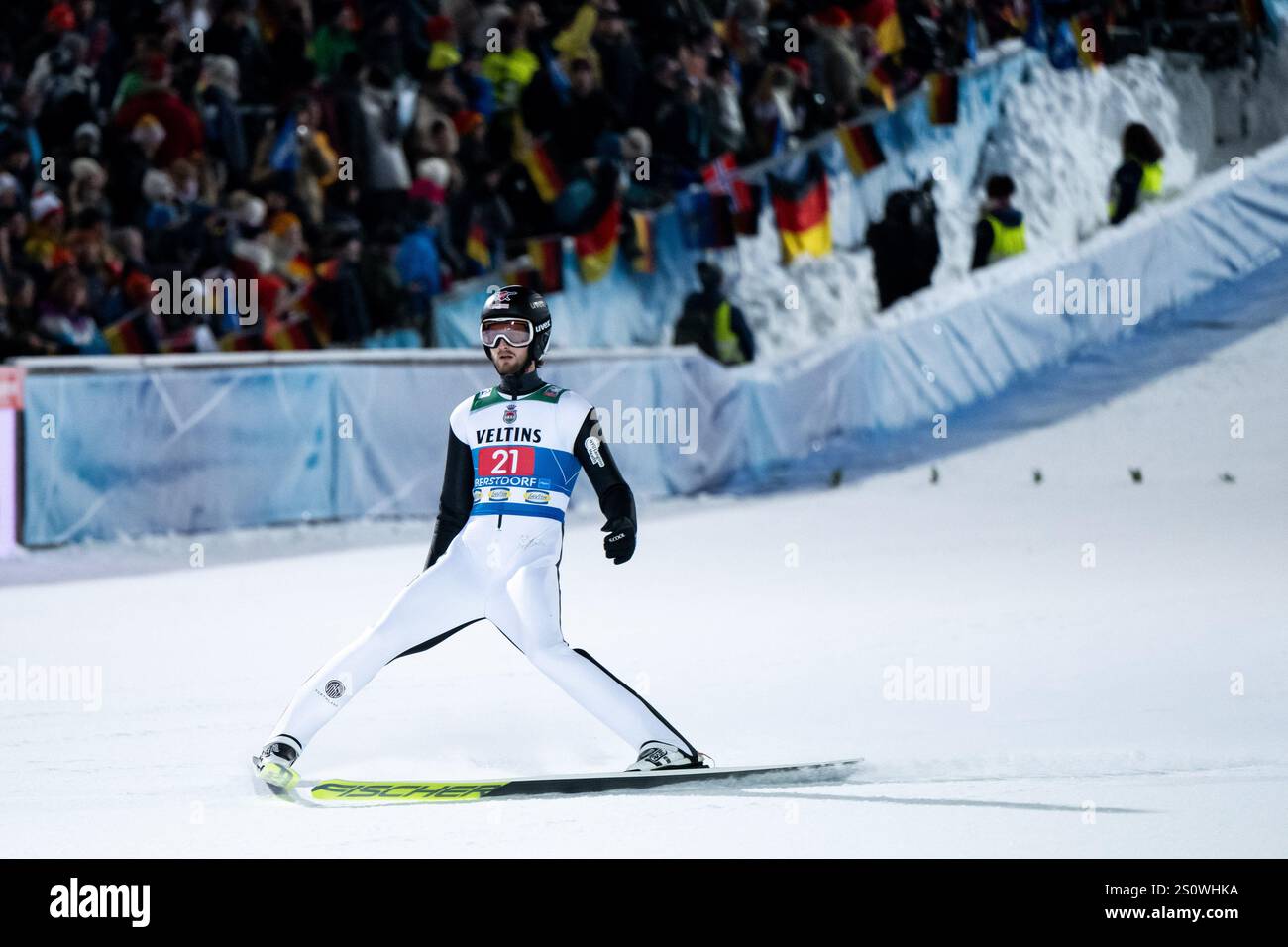 BICKNER Kevin (USA) im Ziel, GER, FIS Viessmsann Skisprung Weltcup ...