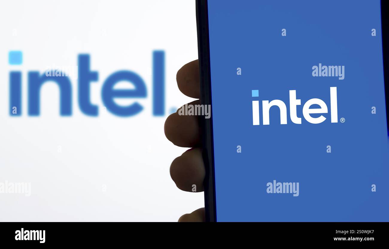 Intel chip mobile phone hi-res stock photography and images - Alamy