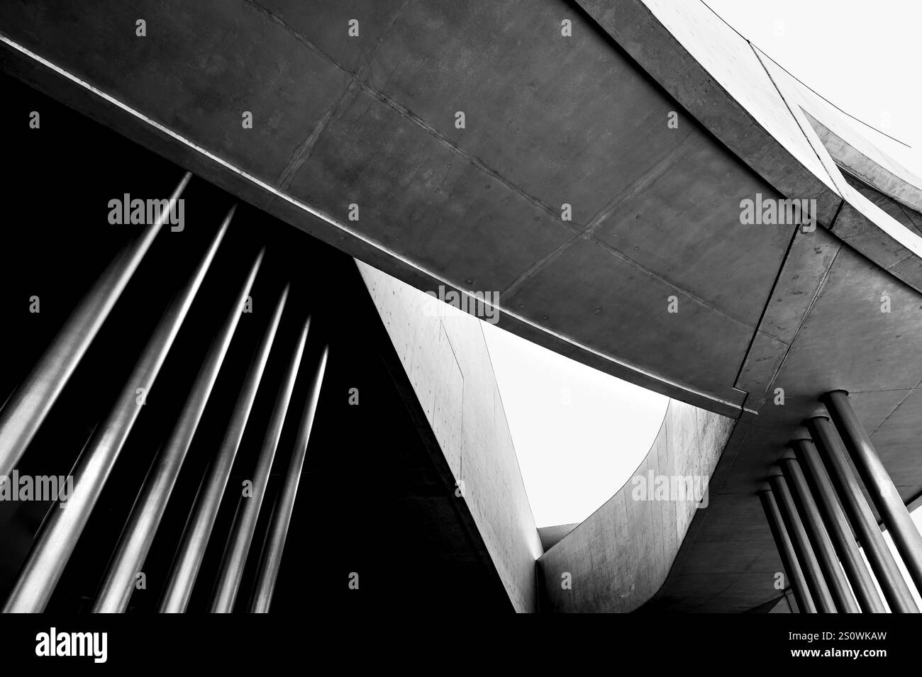 Dynamic perspective of a concrete structure with dominant lines and ...