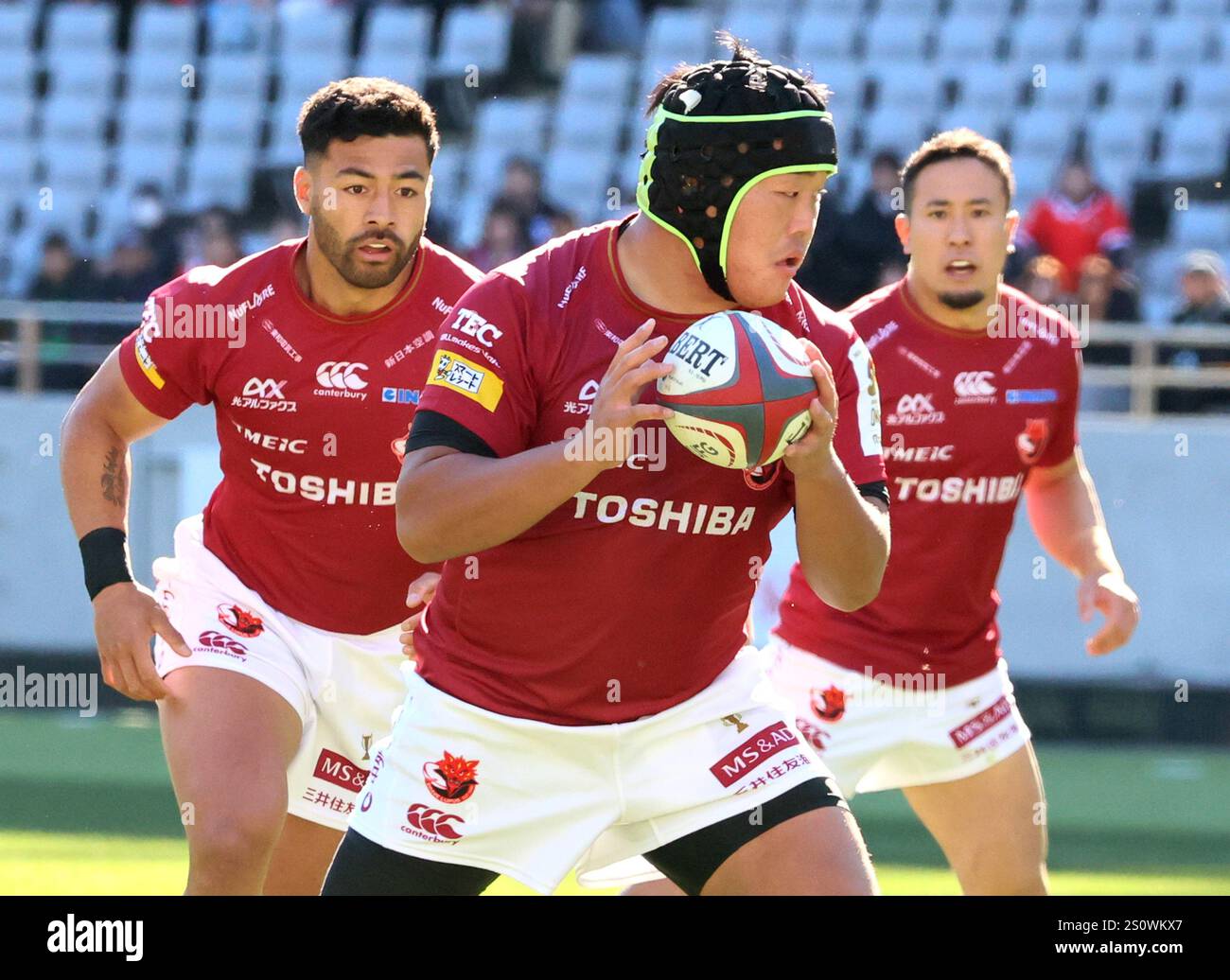 Tokyo, Japan. 29th Dec, 2024. Toshiba Brave Lupus Tokyo prop Yuta ...