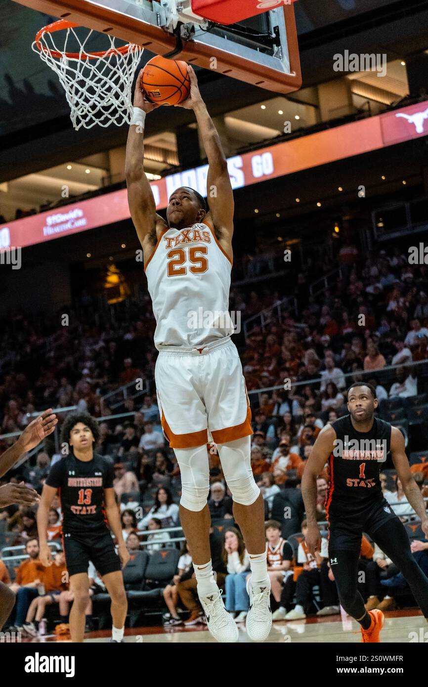 Texas, USA. 29th Dec, 2024. Jayson Kent (25) of the Texas Longhorns in ...