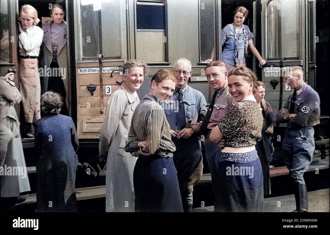 Germans arriving at Nuremberg railway station for the Nazi Germany ...