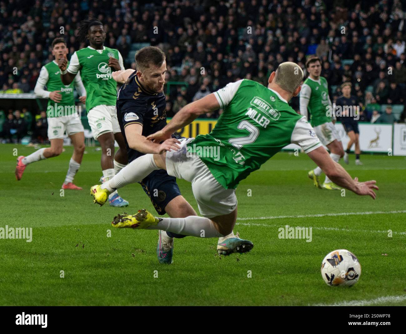 Edinburgh, UK. 29th Dec, 2024. Scottish Premiership - Hibernian FC v ...