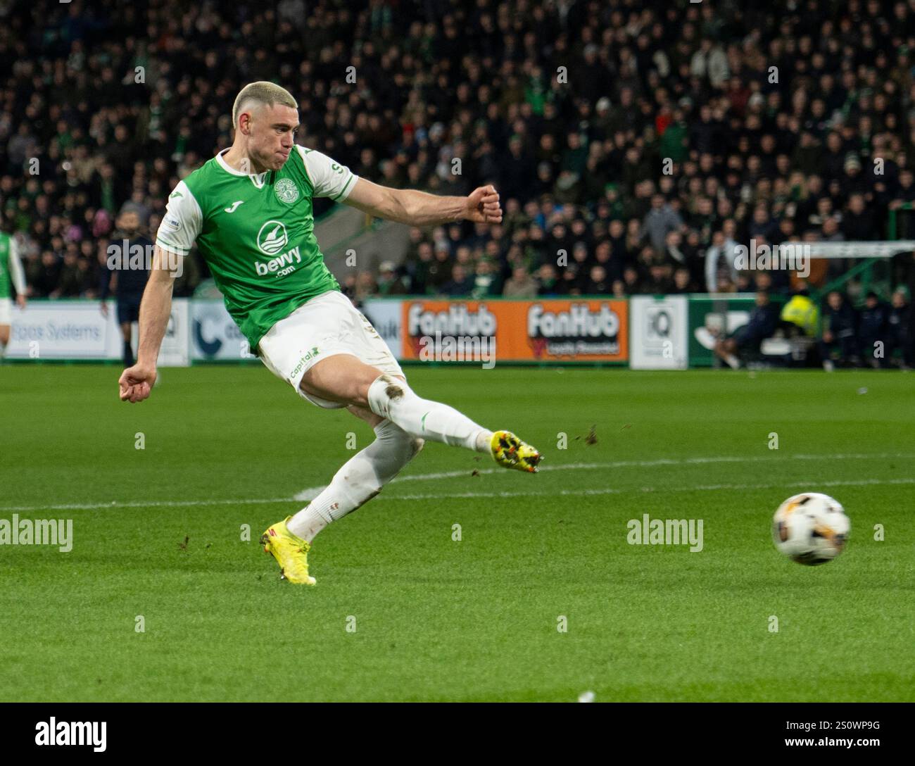Edinburgh, UK. 29th Dec, 2024. Scottish Premiership - Hibernian FC v ...