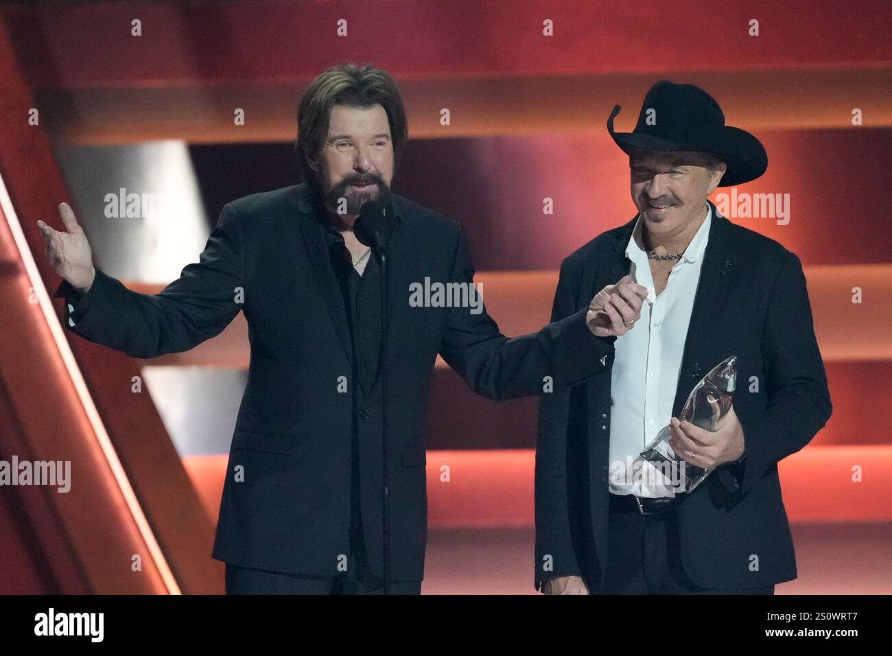 Nashville, Tennessee, USA. 20th Nov, 2024. Ronnie Dunn and Kix Brooks ...