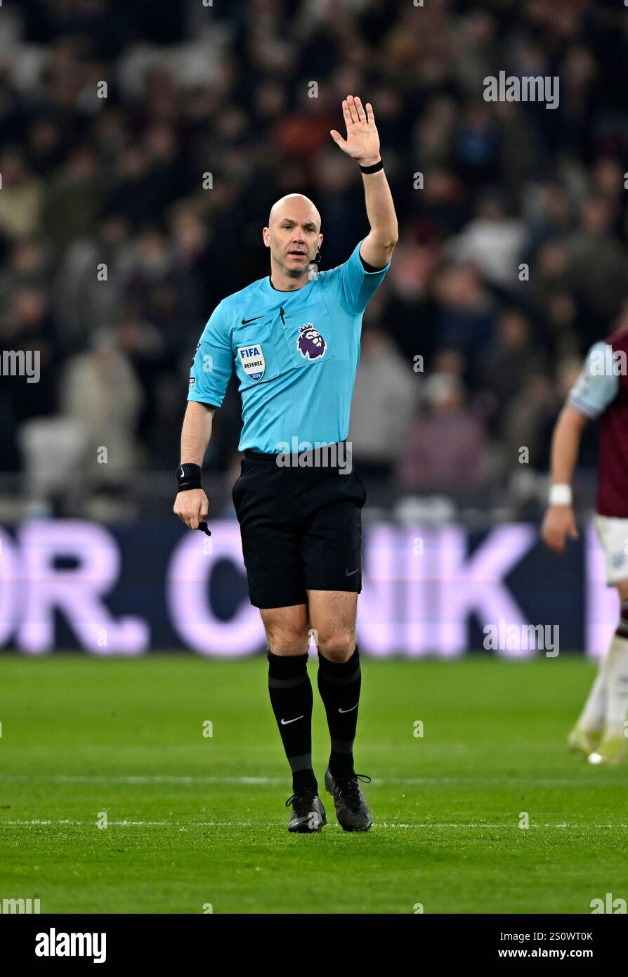 London, UK. 29th Dec, 2024. Anthony Taylor (Referee) during the West ...