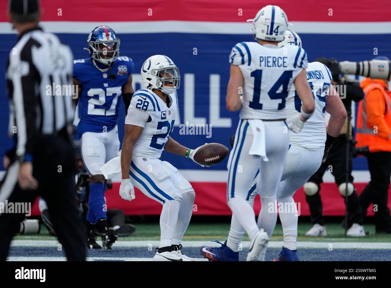 Indianapolis Colts running back Jonathan Taylor (28) celebrates after ...