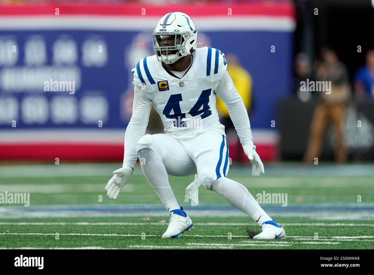 Indianapolis Colts linebacker Zaire Franklin (44) plays against the New York Giants in the ...