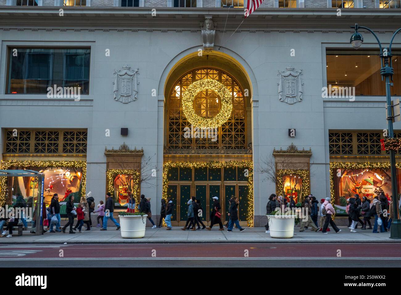 The Amazon headquarters is located at 424 fifth Avenue in the landmark ...