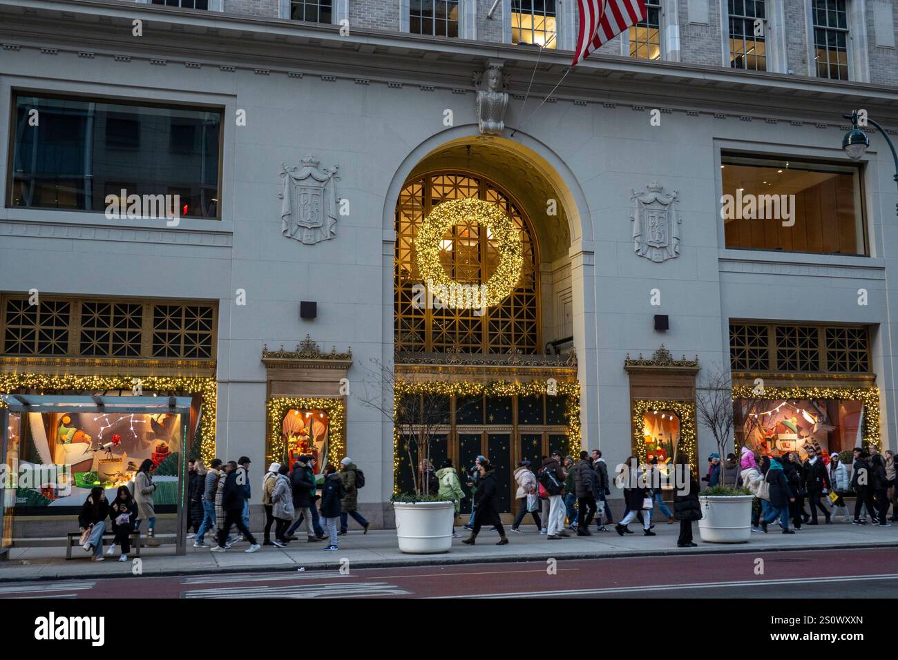 The Amazon headquarters is located at 424 fifth Avenue in the landmark ...