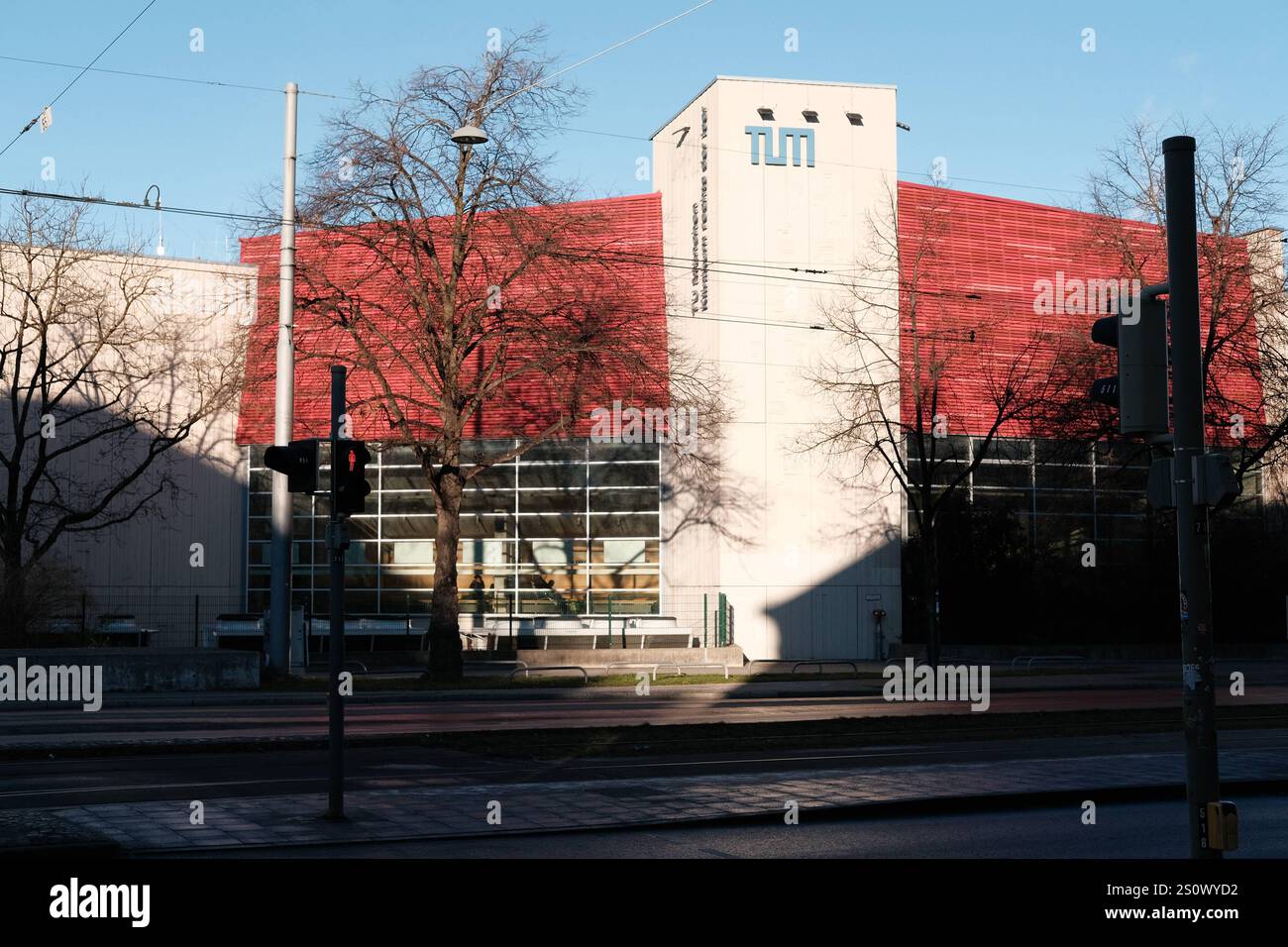 TUM Klinkum rechts der Isar TUM Klinkum rechts der Isar Stock Photo - Alamy