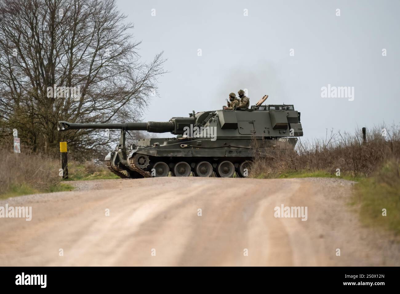 a British army AS90 (AS-90 Braveheart Gun Equipment 155mm L131) armoured self-propelled howitzer ...