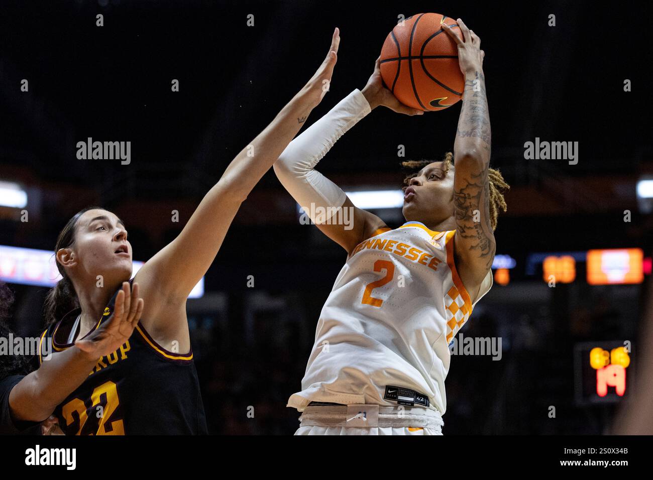 Tennessee guard Ruby Whitehorn (2) shoots against Winthrop forward ...