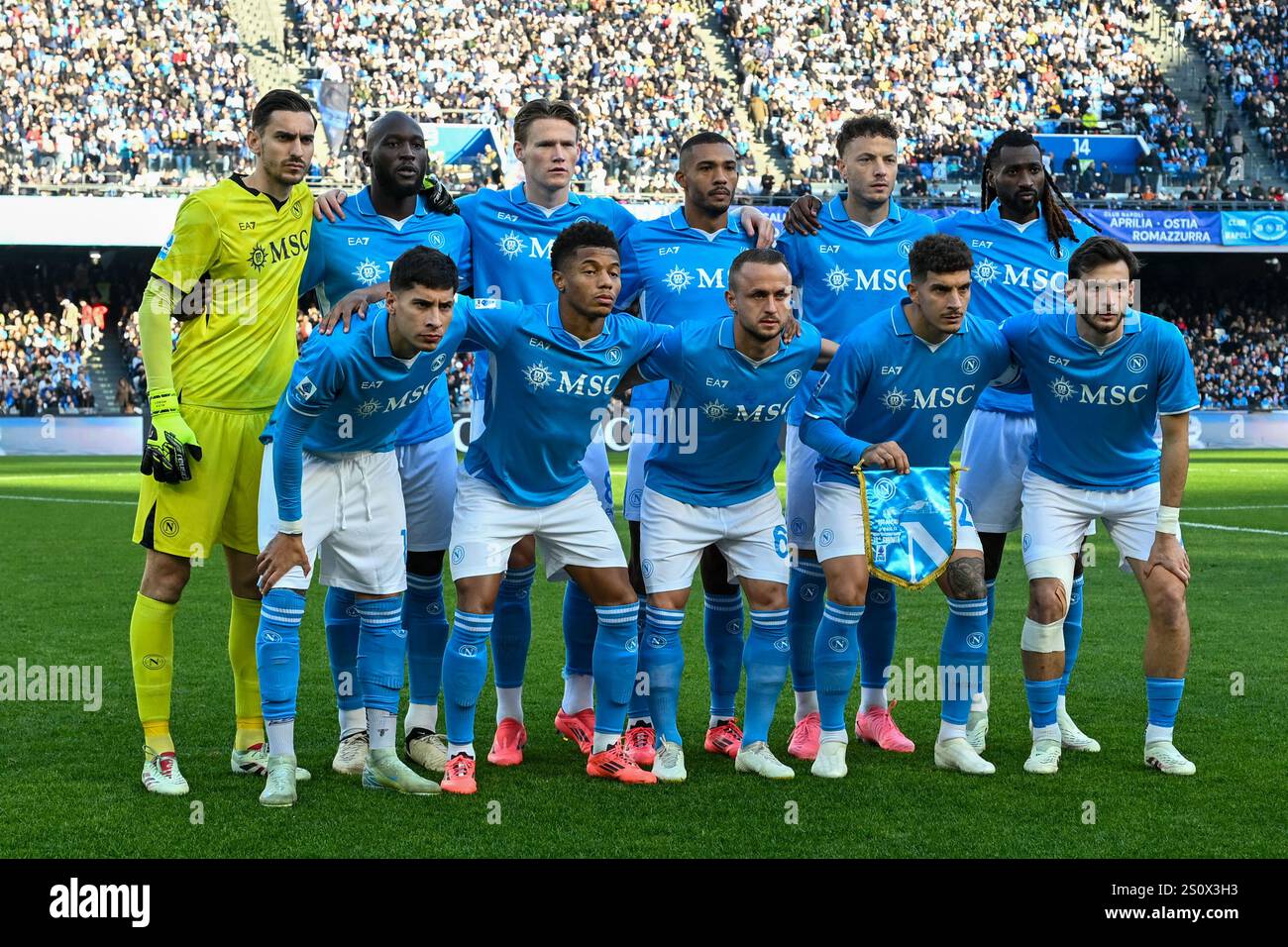 Naples, Italy. 29th Dec, 2024. The SSC Napoli team is posing for the ...