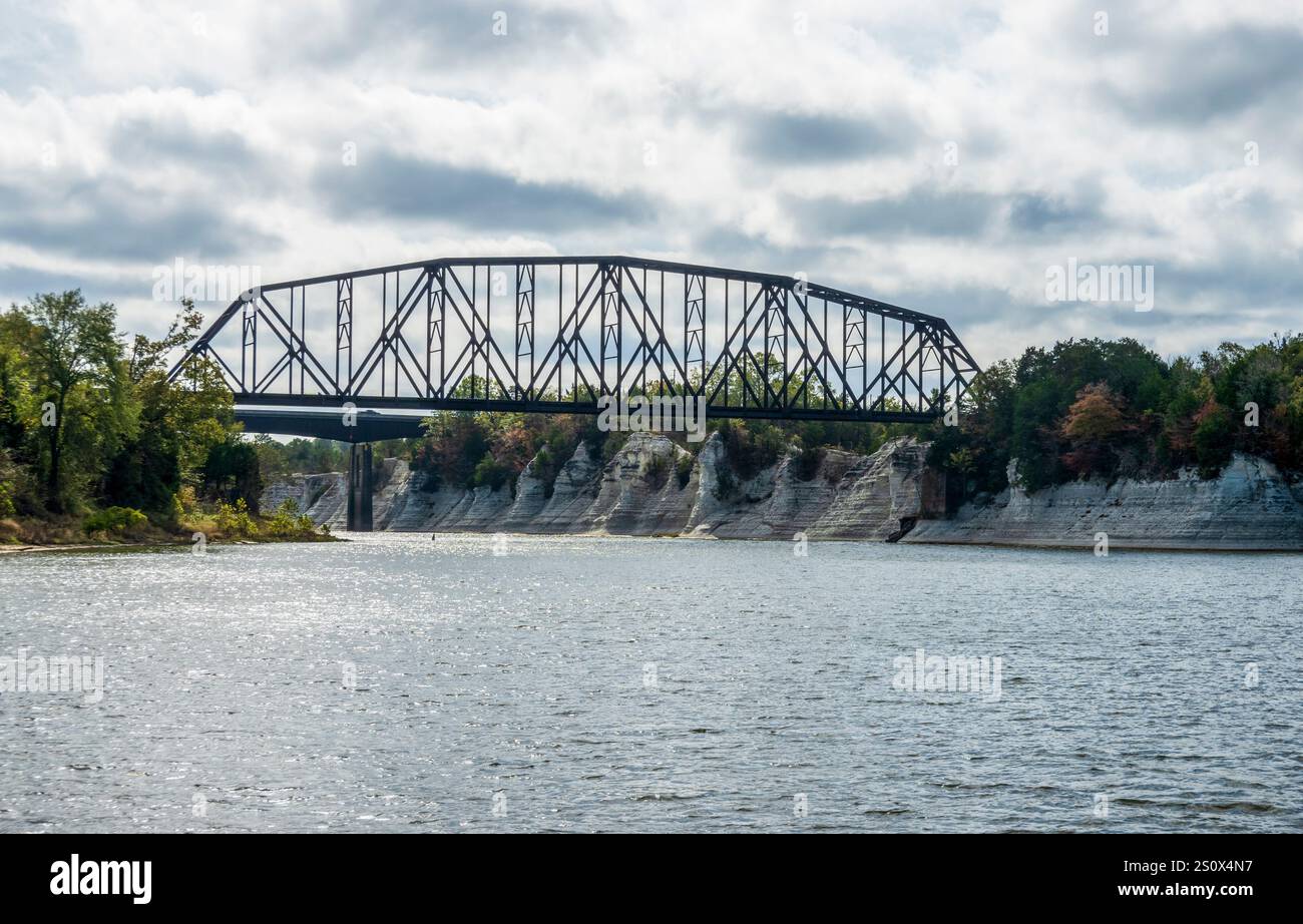White Cliffs of Epes, Tombigbee River, Alabama. These are 80 foot high ...