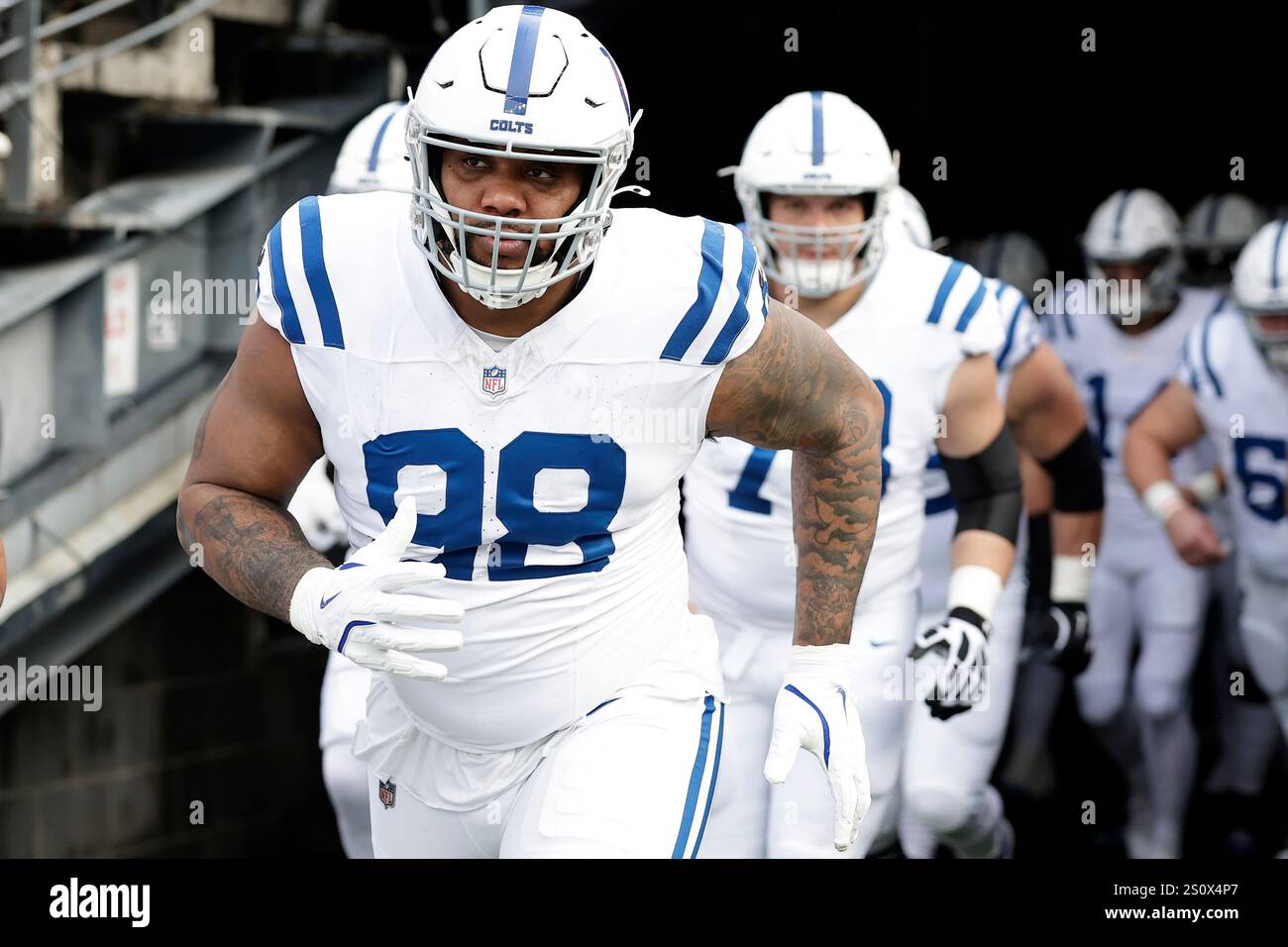 Indianapolis Colts defensive tackle Raekwon Davis (98) takes the field ...