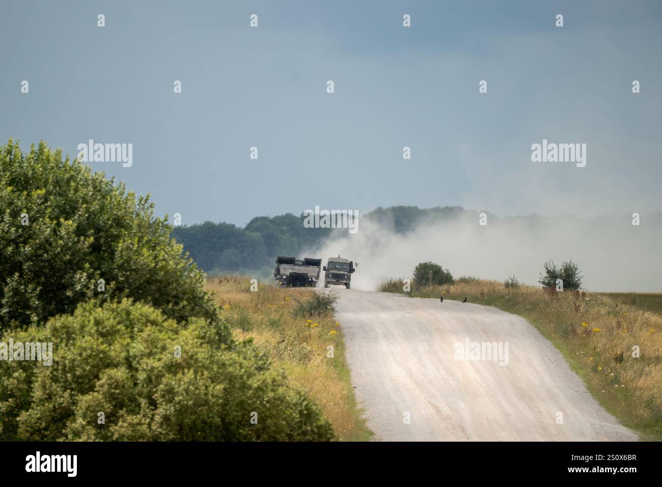 British army Challenger II 2 Titan Armoured Vehicle Launcher Bridge ...