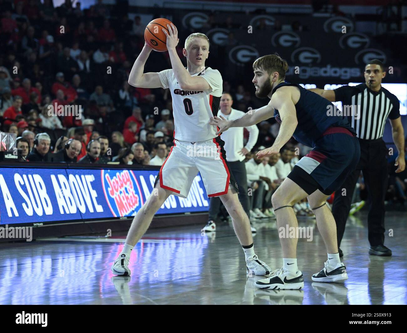 ATHENS, GA - DECEMBER 29: Georgia Bulldogs guard Blue Cain (0) looks ...