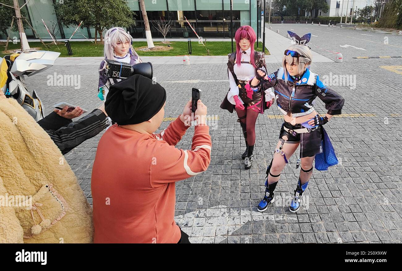 Shanghai, China. 30th Dec, 2024. SHANGHAI, CHINA - DECEMBER 29, 2024 - A view shows the ...