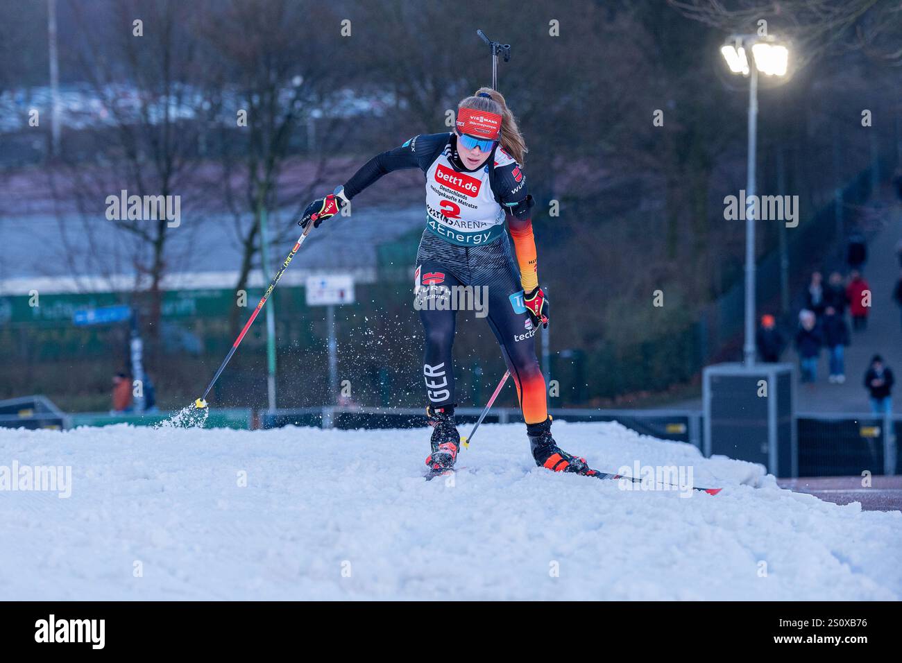 Gelsenkirchen, Deutschland. 28th Dec, 2024. Charlotte Gallbronner, Team ...